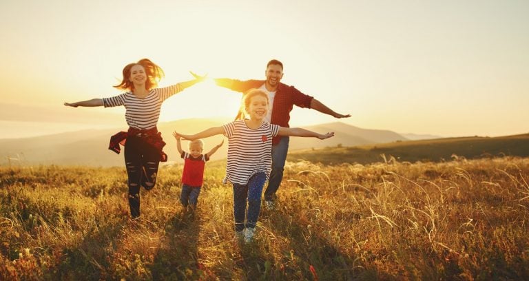 Familienformen: Verschiedene Familienarten von früher und heute